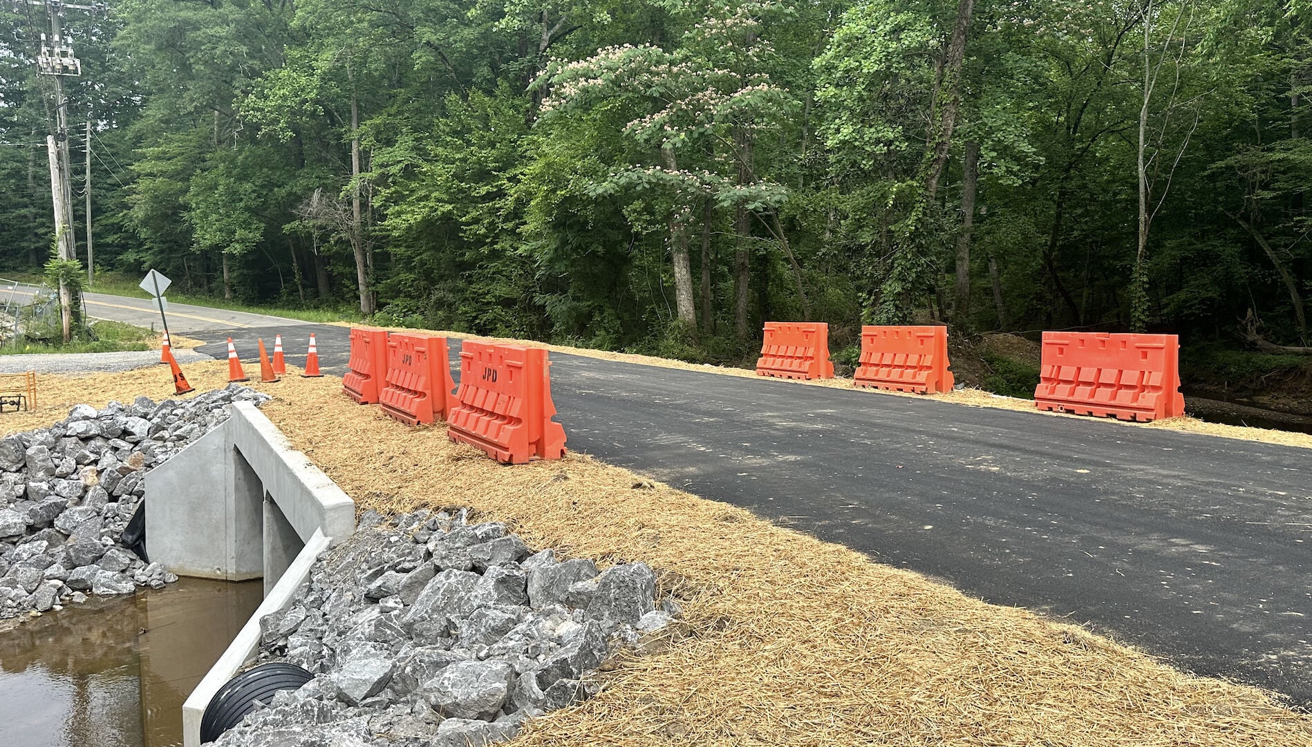 Blackwell Dairy Road reopens in Jasper | News | mountaineagle.com
