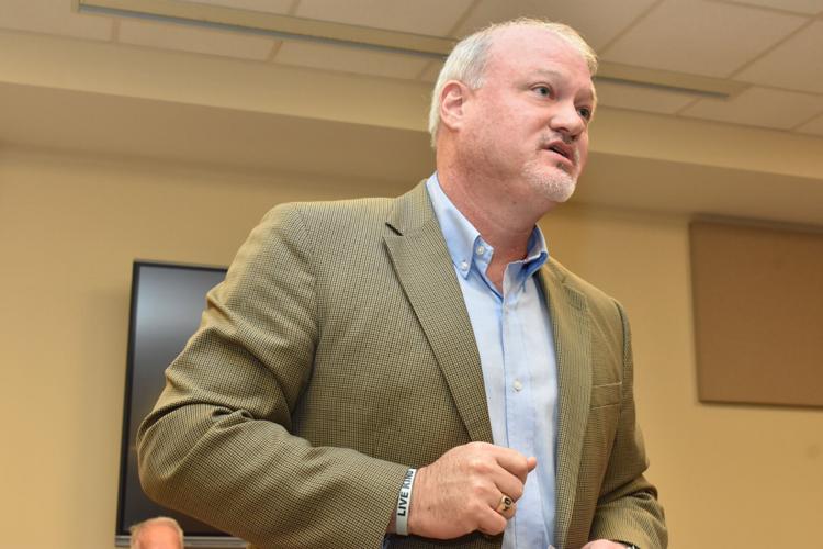Keith Davis withdraws from commission race; Borden now has no ...