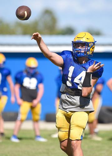 Curry opens Cordell era in 2023 | Sports | mountaineagle.com