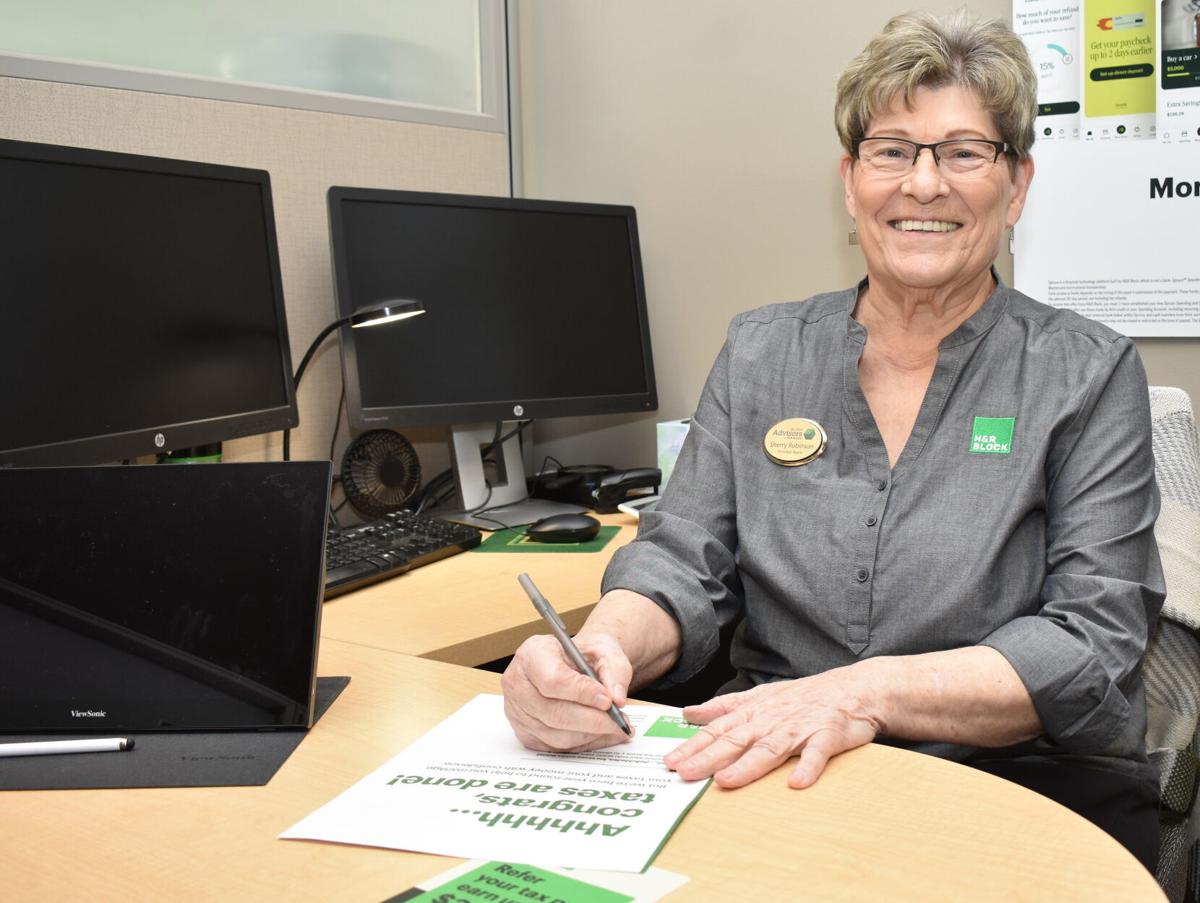 Sherry Robinson marks 50 years with H&R Block in Jasper | News ...
