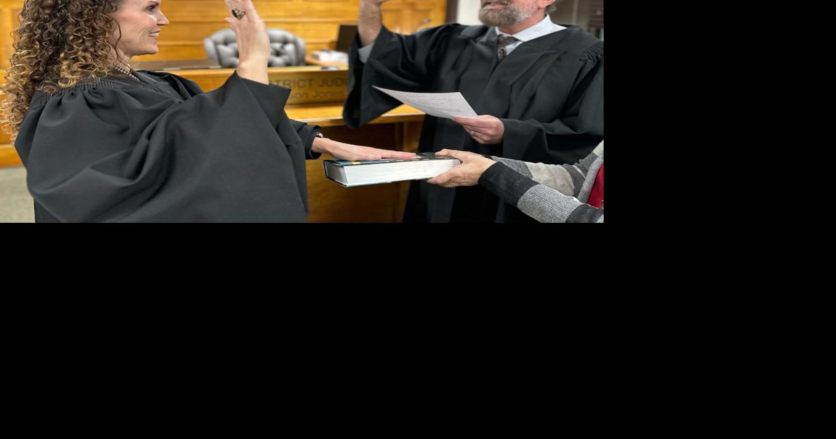 Jones sworn in for full term by Allred | News | mountaineagle.com