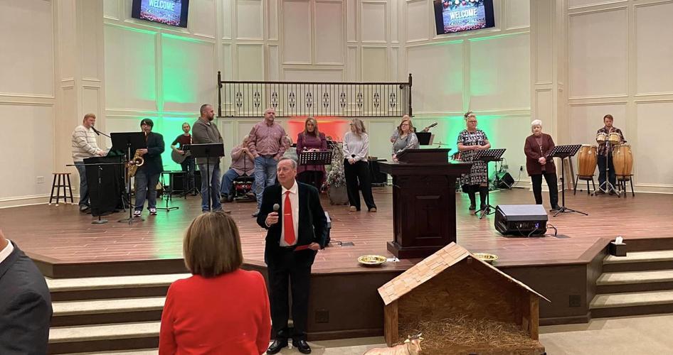 Christmas celebrated at Living Light Church | Faith | mountaineagle.com