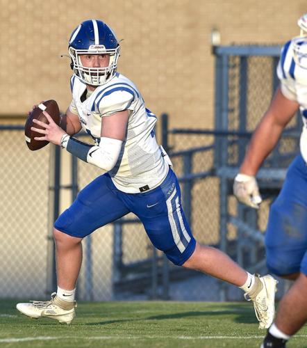 Oakman takes field for scrimmage | Sports | mountaineagle.com