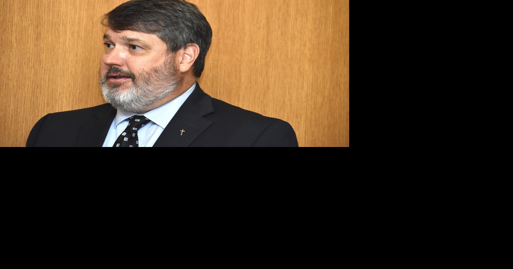 Stephens & Stephens hired for county attorney work | News ...