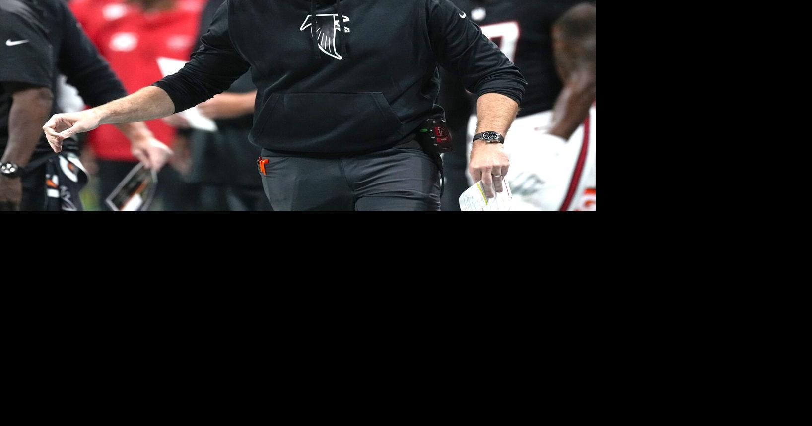 Falcons fire coach Arthur Smith hours after completing 3rd straight 7 ...