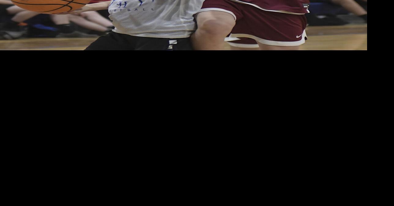 Dora basketball hosts six-team event | Sports | mountaineagle.com