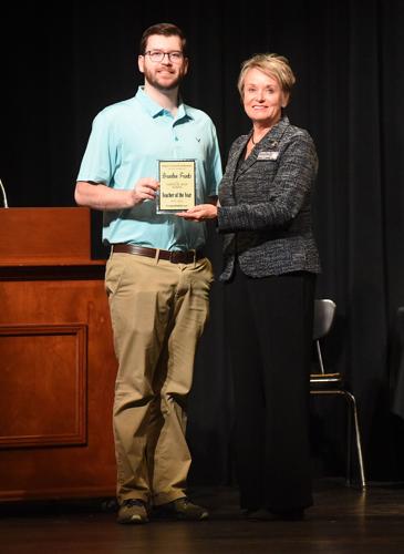 Jasper BOE recognizes several during meeting | News | mountaineagle.com