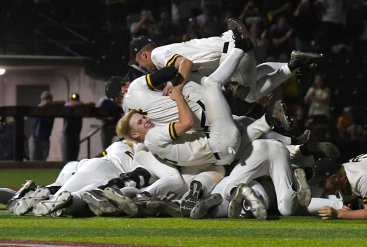 Corner claims first baseball title | Sports | mountaineagle.com
