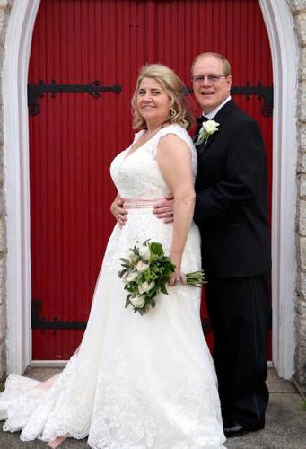 Freed and Springthorpe Wedding | Weddings | mtairynews.com