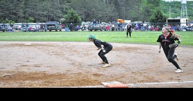 Lady Cards make it a clean sweep | Sports | mtairynews.com