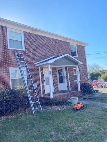 Fire heavily damages apartment building | News | mtairynews.com