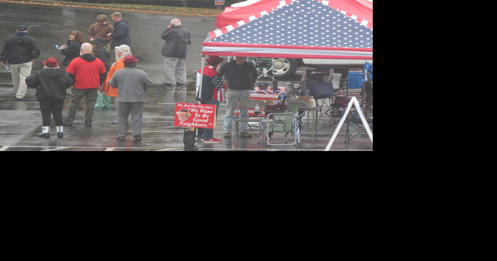 Drizzle doesn't deter voters | News | mtairynews.com