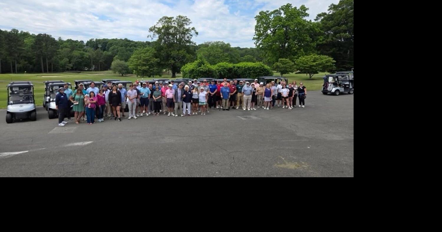 Golf tournament celebrates Tyson Leonard's legacy | Sports | mtairynews.com