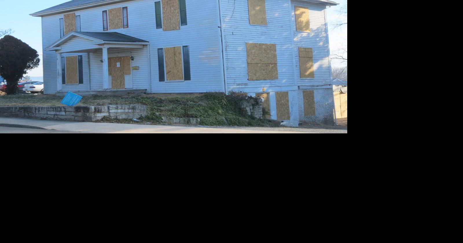 Condemned house blighting key area | News | mtairynews.com