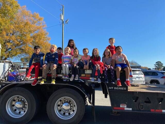 Copeland Elementary holds community helper day | Local News ...