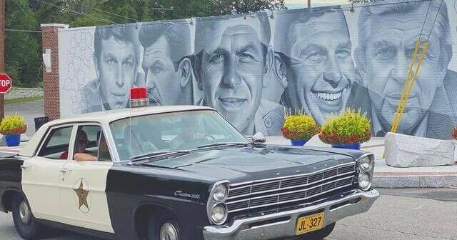 Andy Griffith Plaza wins state award | Local News | mtairynews.com