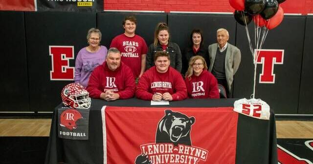 Whitt signs with Lenoir-Rhyne | Sports | mtairynews.com