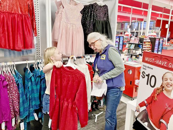 Shopping trip fulfills Christmas wishes | News | mtdemocrat.com