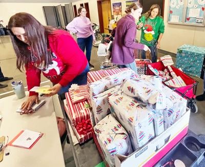 Stars at School: Community Gift Tree Program | Prospecting | mtdemocrat.com