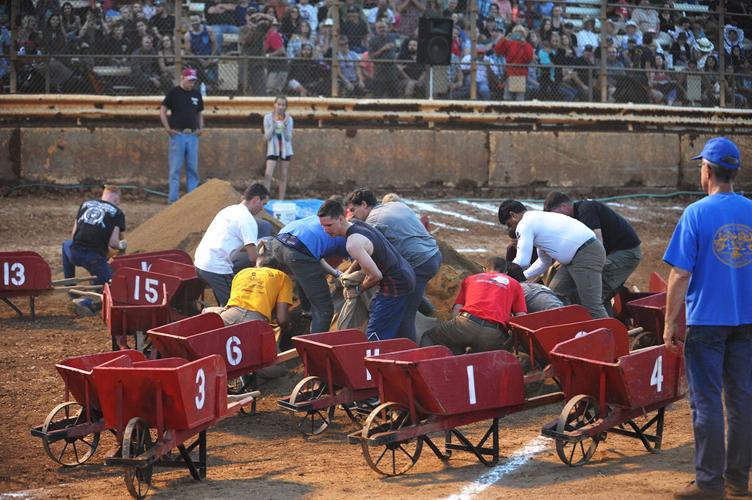 wheelbarrow race