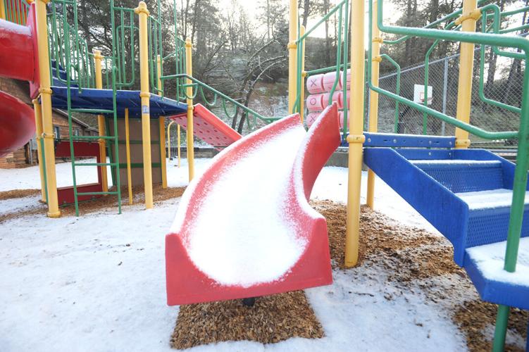 Overnight snow in Placerville | Photo Galleries | mtdemocrat.com