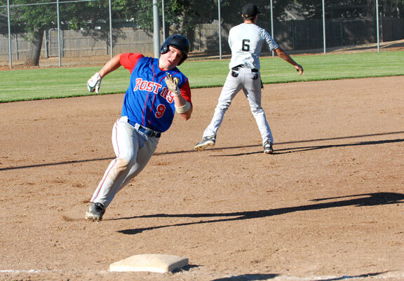 El Dorado Seniors flex offensive muscle to sweep Del Oro | Sports ...