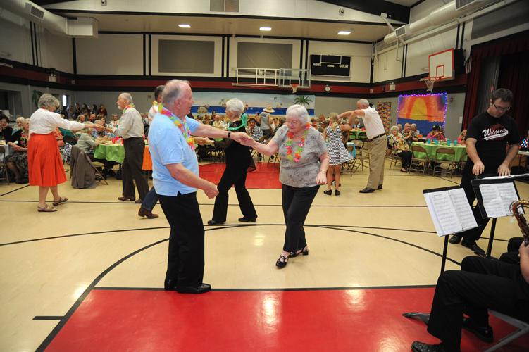 Senior Ball at Camerado Springs Middle School | Photo Galleries ...