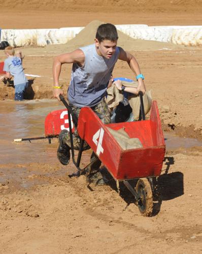 John M. Studebaker Wheelbarrow Races | Photo Galleries | mtdemocrat.com
