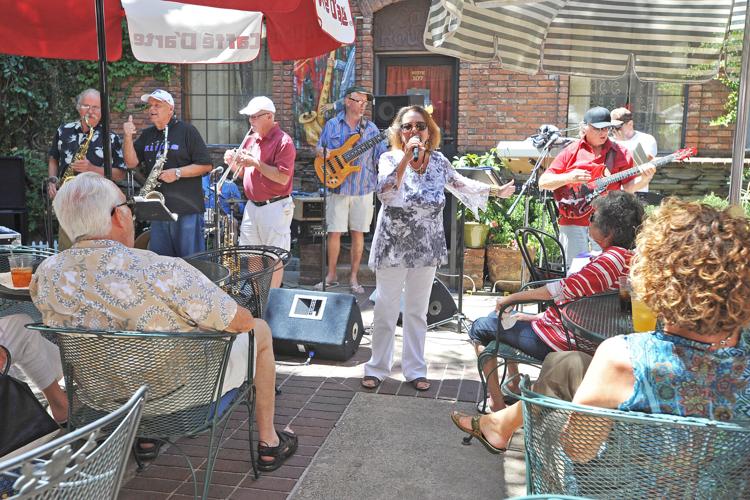 Music in the Courtyard | Photo Galleries | mtdemocrat.com