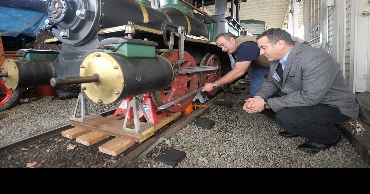 Bam! Train’s chug unplugged at Burke Junction | News | mtdemocrat.com