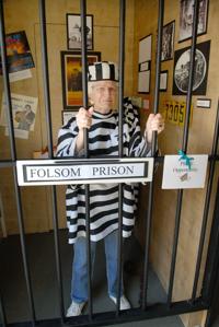 inside folsom prison cells