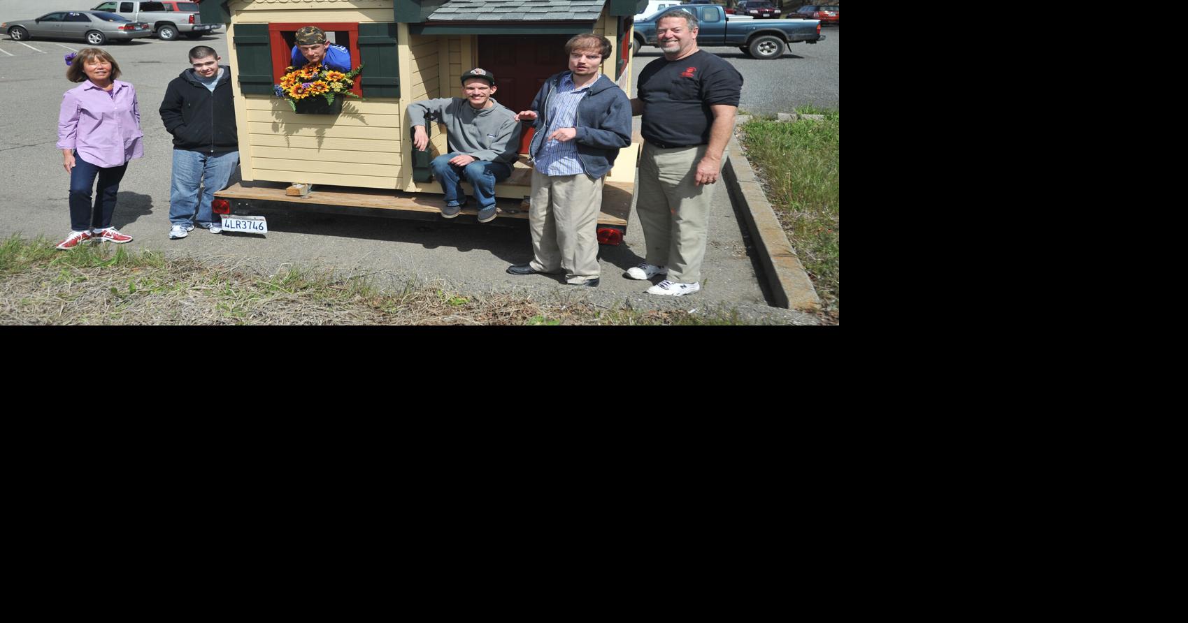 Playhouse raffle to benefit M.O.R.E, Habitat for Humanity | Photo ...