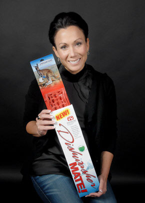 Local mom creates dish washing device | News | mtdemocrat.com