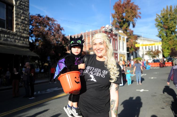 Candy, costumes, community | News | mtdemocrat.com