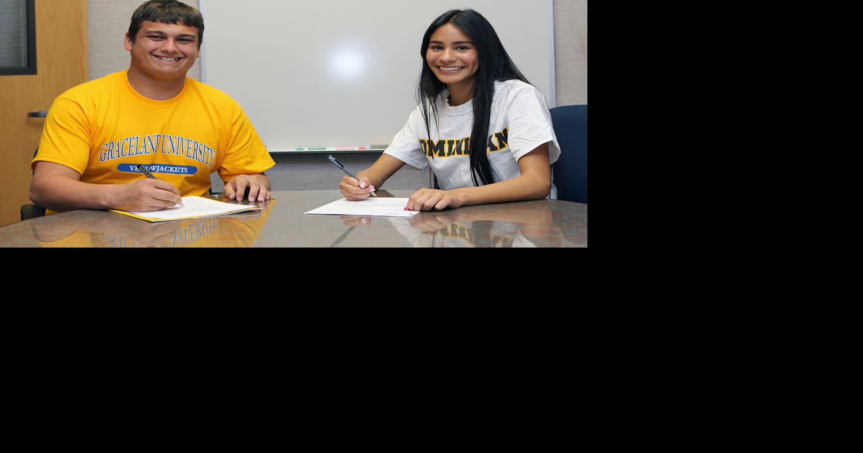 D’backs sign | Sports | mtdemocrat.com