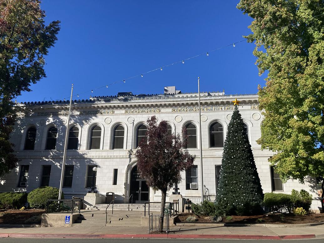 Placerville holiday celebration gets new name, new tree | News ...