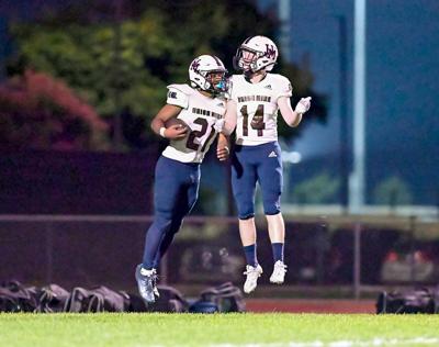 Football roundup: No. 2 Trojans set sights on No. 1 Bulldogs | Sports ...