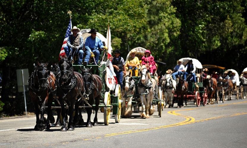 Photo gallery: Highway 50 Wagon Train — rollin’ to the end of the trail ...