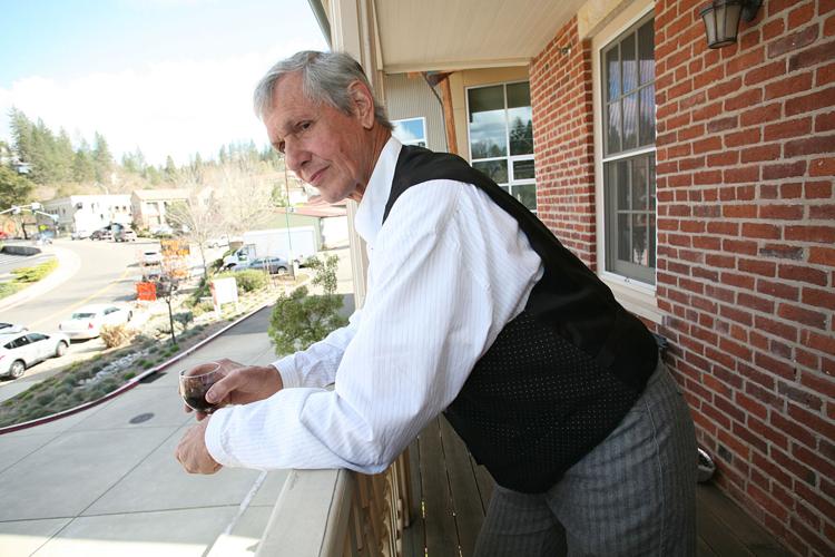 Fausel House Quilt Unveiling | Photo Galleries | mtdemocrat.com