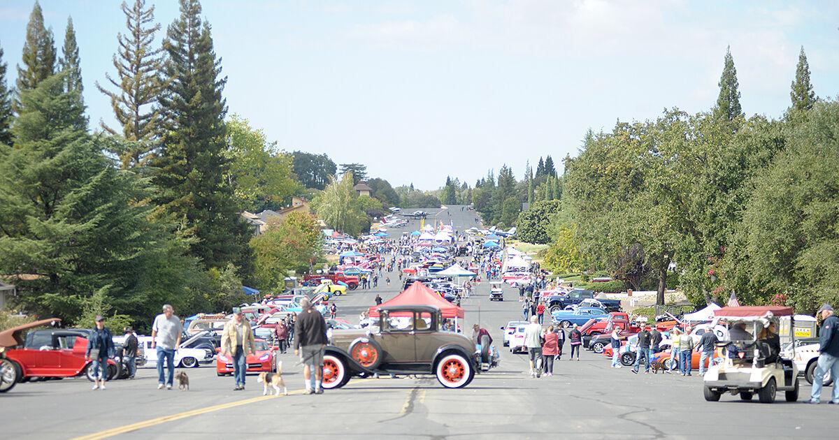 Righteous rides — cool cars and planes a plenty turn out for Cops and ...