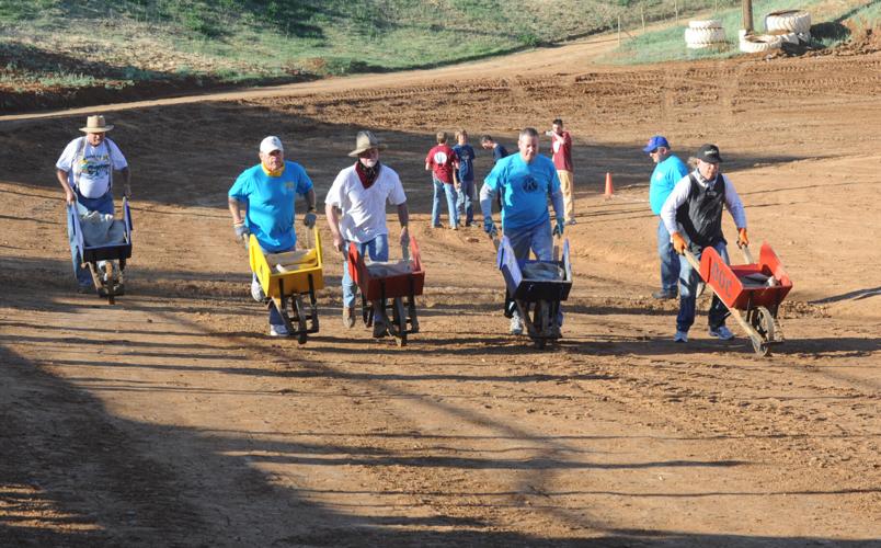 John M. Studebaker Wheelbarrow Races | Photo Galleries | mtdemocrat.com