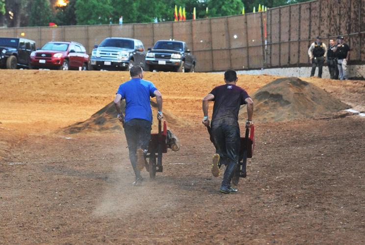 Photo gallery: Start your barrows –– John M. Studebaker 74th running ...