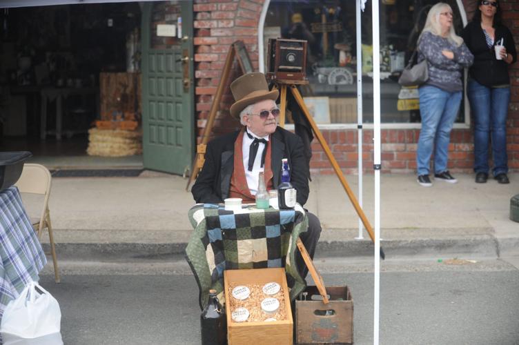 Smiles for miles | Video Gallery | mtdemocrat.com