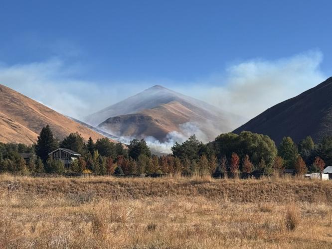 Wildfire sparks Saturday morning east of Bellevue | Bellevue ...