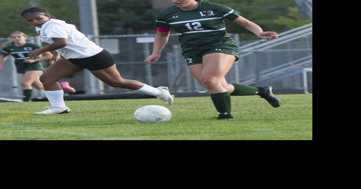 Wolverines girls soccer rolls past Minico | High School | mtexpress.com