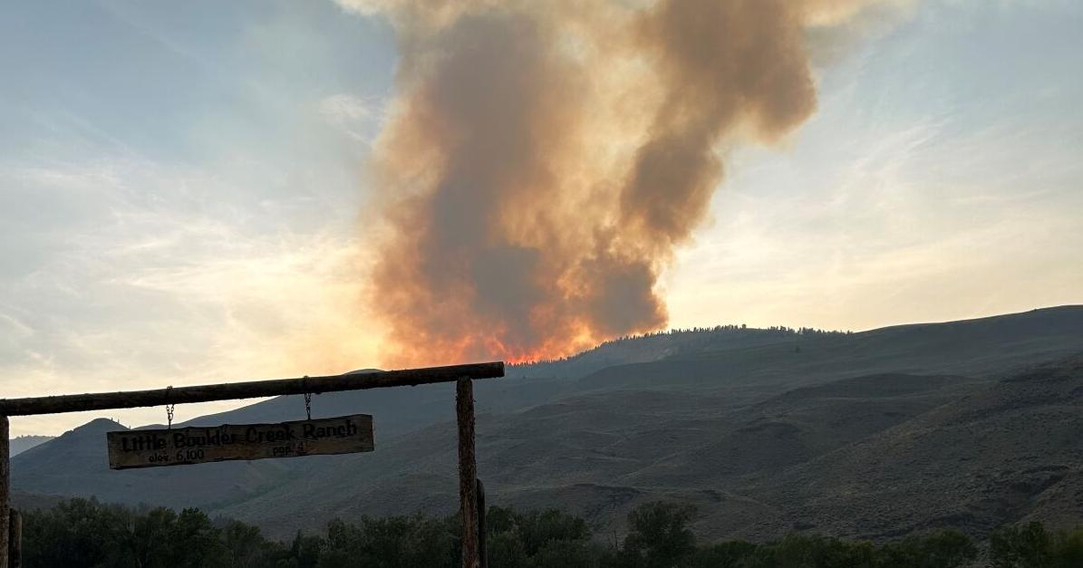Frog Fire grows to 1,800 acres | Breaking News | mtexpress.com