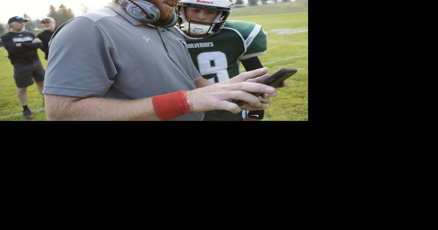 Shane Carden is new WRHS football coach | High School | mtexpress.com