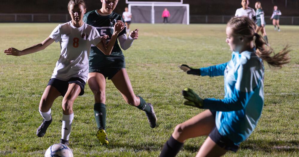 Wood River Soccer | Gallery | mtexpress.com