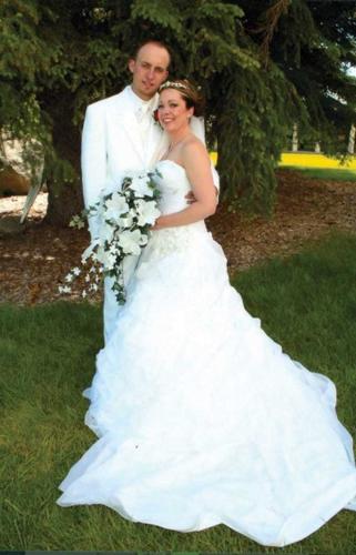 Weddings: Joe and Courtney Martinich