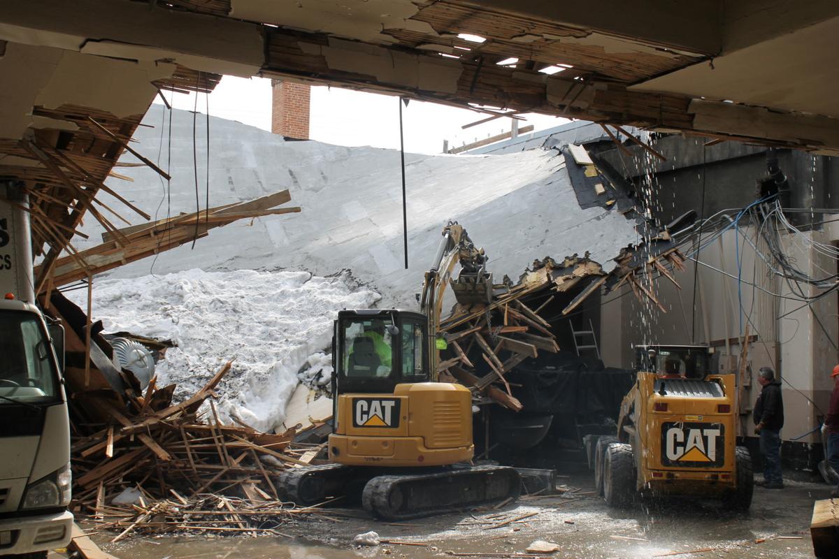 Work under way on collapsed warehouse building in Uptown Butte | Local ...